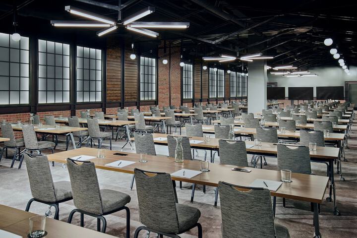 Moxy Downtown Los Angeles Los Angeles | Bookonline.com