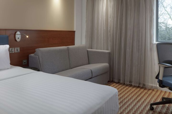 Hampton by Hilton Corby / Kettering Corby | Bookonline.com