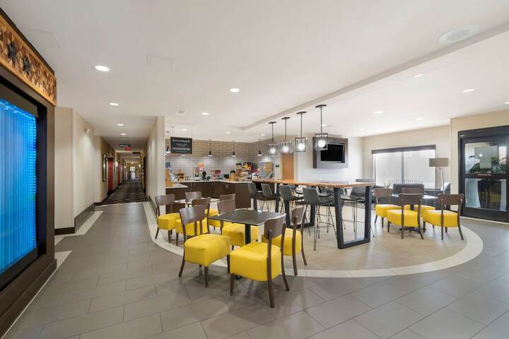 Best Western Plus Denton Inn & Suites Denton | Bookonline.com