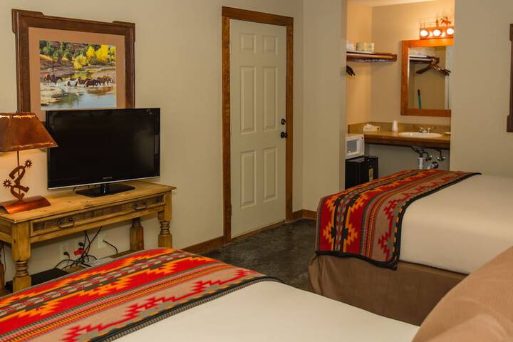 NRS Guest Ranch Decatur | Bookonline.com
