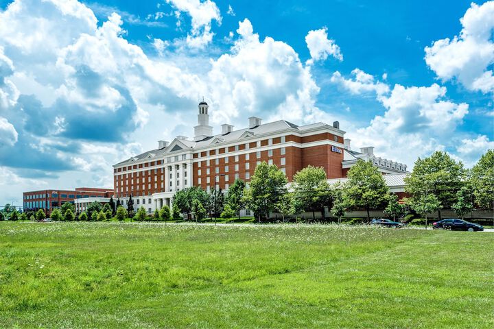 Hilton Columbus at Easton Columbus | Bookonline.com