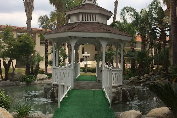 DoubleTree by Hilton Hotel Bakersfield Bakersfield | Bookonline.com