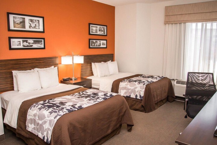 Sleep Inn & Suites at Concord Mills Concord | Bookonline.com