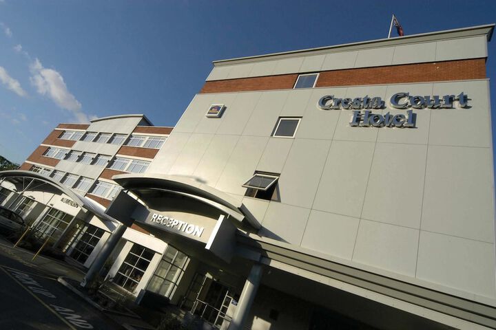 Best Western Manchester Altrincham Cresta Court Hotel Altrincham ...