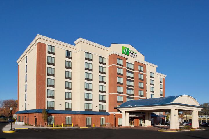 Holiday Inn Express Hotel & Suites Columbus Univ Area Osu an IHG Hotel ...