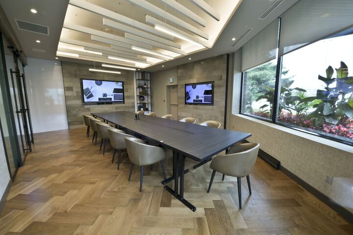 Sheraton Laval Hotel Laval | Bookonline.com