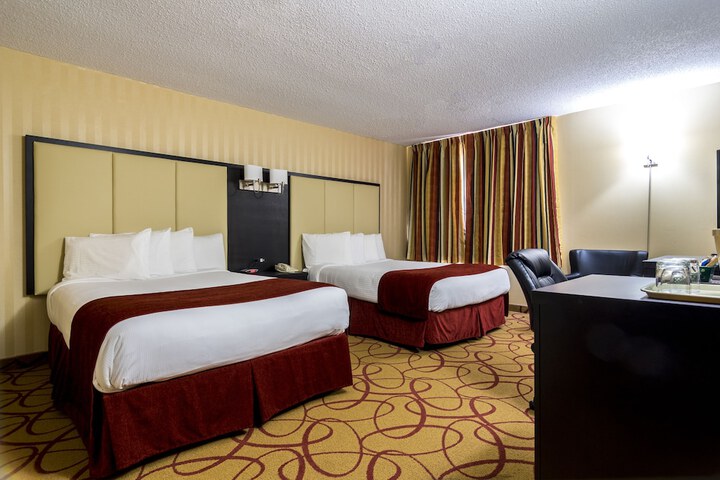 Sinbads Hotel & Suites Gander | Bookonline.com