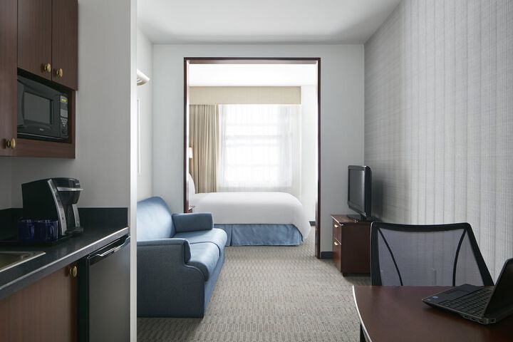 Club Quarters Hotel Wacker at Michigan Chicago Chicago | Bookonline.com