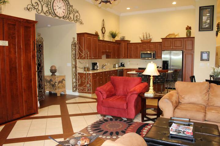 Riverwalk Place Resort & Spa Gladwin | Bookonline.com
