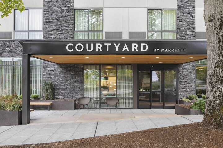 Courtyard by Marriott Seattle Northgate Seattle | Bookonline.com