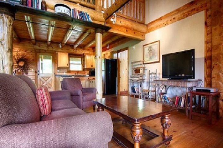 The Smokehouse Lodge and Cabins Monteagle | Bookonline.com