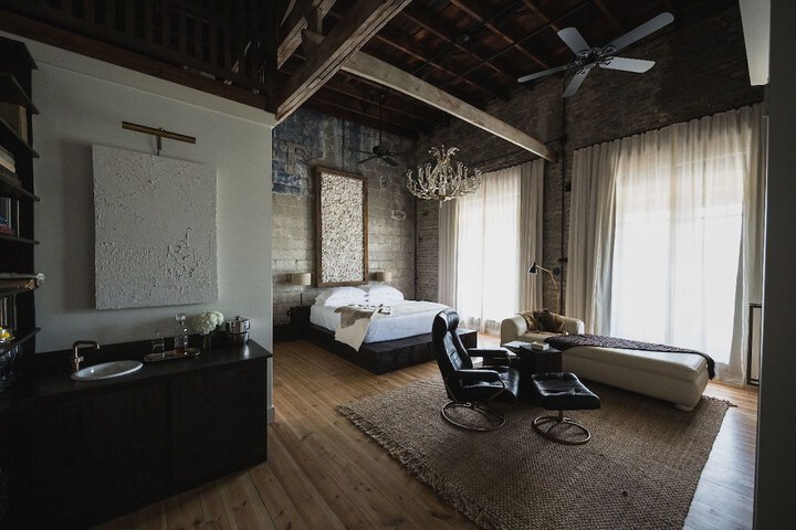 GunRunner Boutique Hotel Florence | Bookonline.com