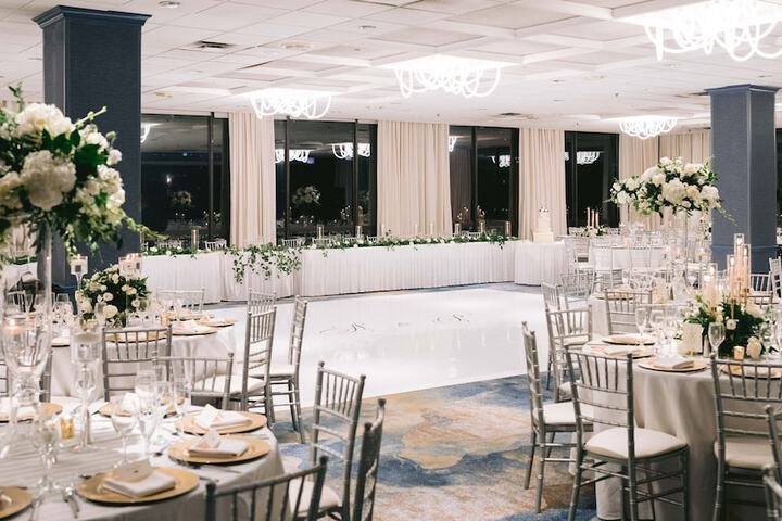 voco Chicago Downtown an IHG Hotel Chicago | Bookonline.com