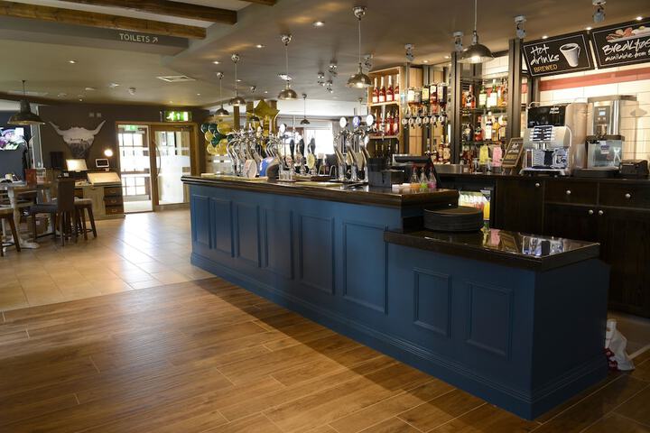 Highland Gate Stirling by Marstons Inns Stirling | Bookonline.com