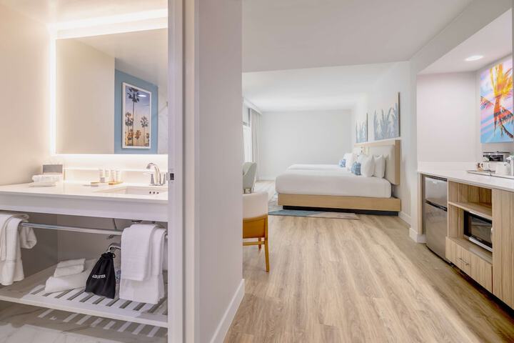 Radisson Resort Miami Beach Miami Beach | Bookonline.com