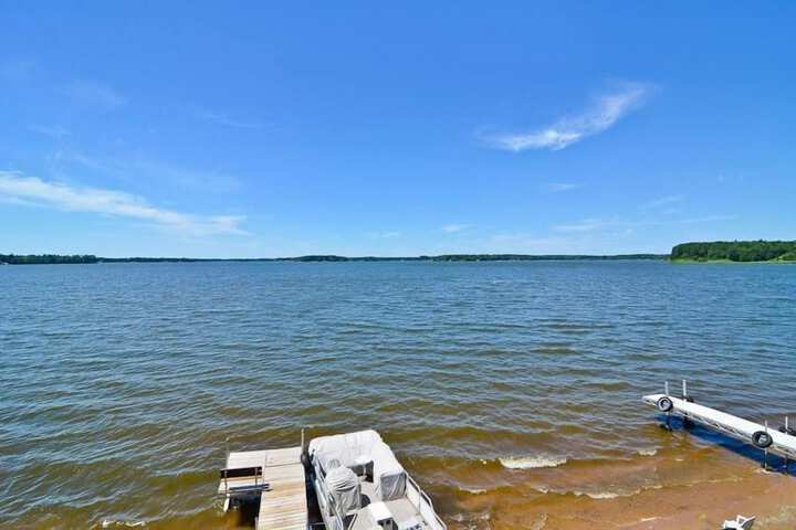 Centerstone Resort Lake Aire Tomahawk | Bookonline.com