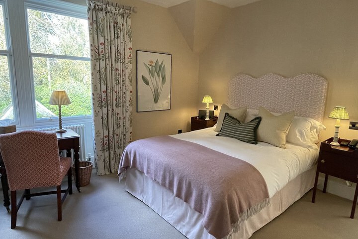 Cromlix Dunblane | Bookonline.com