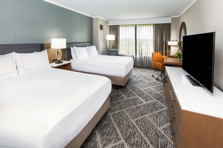 DoubleTree by Hilton Tulsa Warren Place Tulsa | Bookonline.com