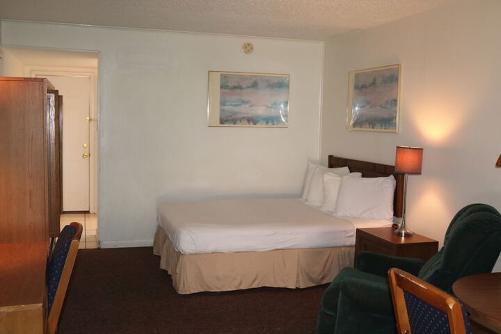 Friendship Inn Altus | Bookonline.com