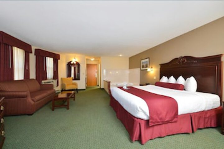 Best Western The Hotel Chequamegon Ashland | Bookonline.com