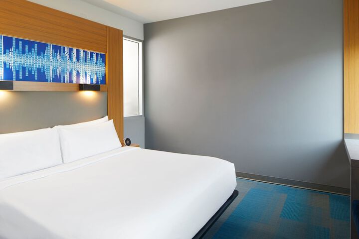 Aloft Austin at the Domain Austin | Bookonline.com