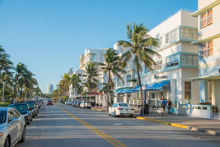 The Penguin Hotel Miami Beach | Bookonline.com