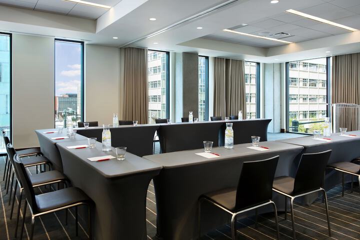 Limelight Hotel Denver Denver | Bookonline.com