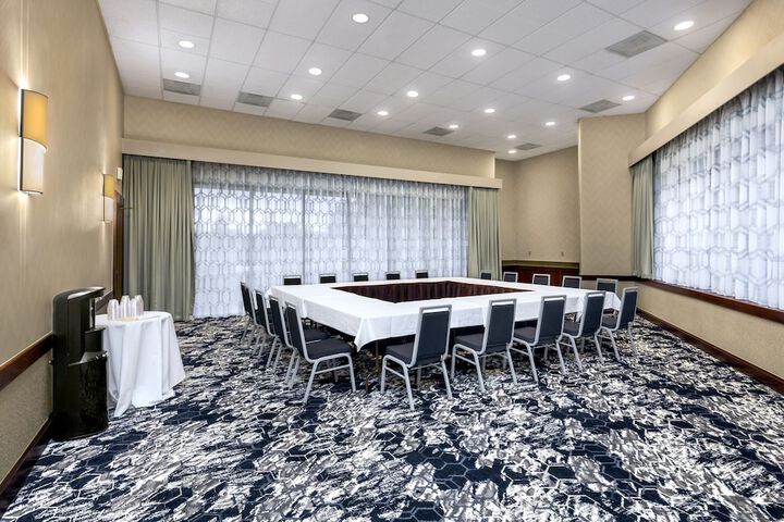 DoubleTree by Hilton San Jose San Jose | Bookonline.com