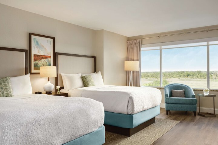 Hotel Ballast Wilmington Tapestry Collection by Hilton Wilmington ...