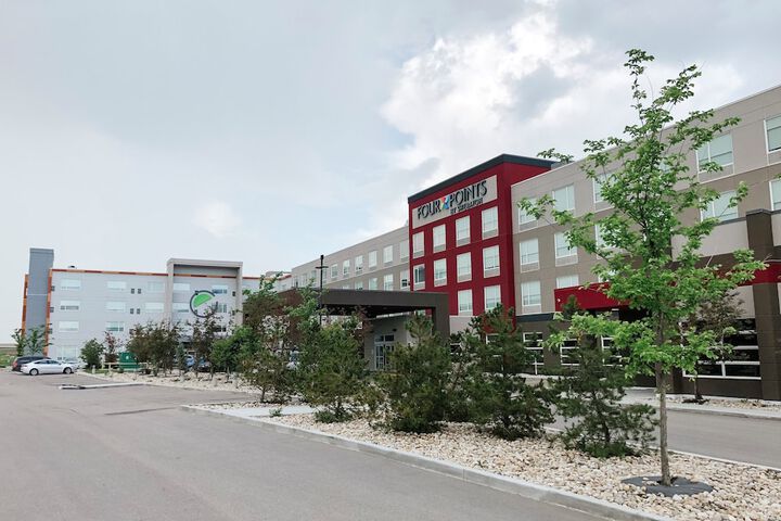 Four Points by Sheraton Edmonton West Edmonton | Bookonline.com