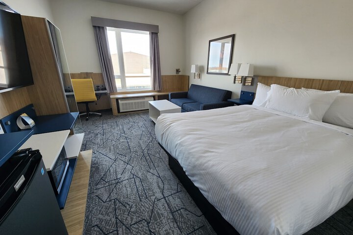Microtel Inn and Suites by Wyndham Summerside Summerside | Bookonline.com