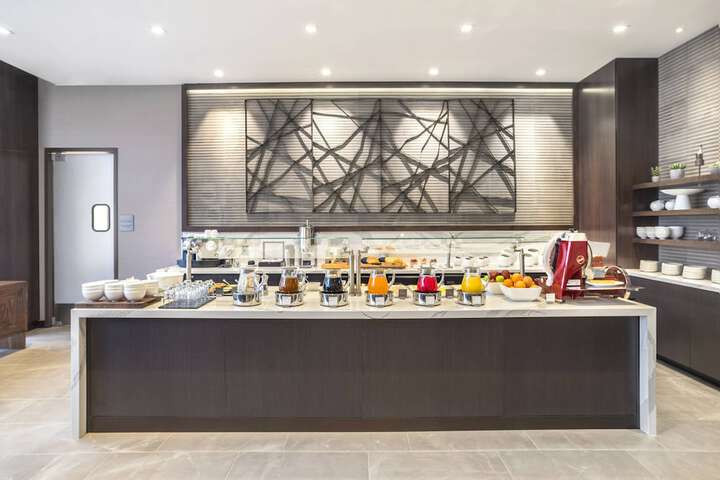 AC Hotel by Marriott Boston Downtown Boston | Bookonline.com