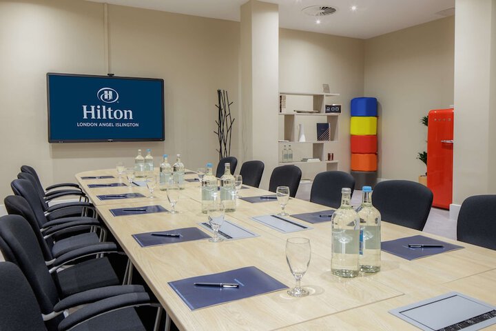 Hilton London Angel Islington London | Bookonline.com