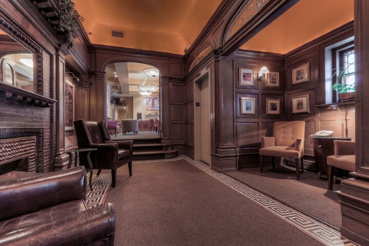 Alexander Inn Philadelphia | Bookonline.com