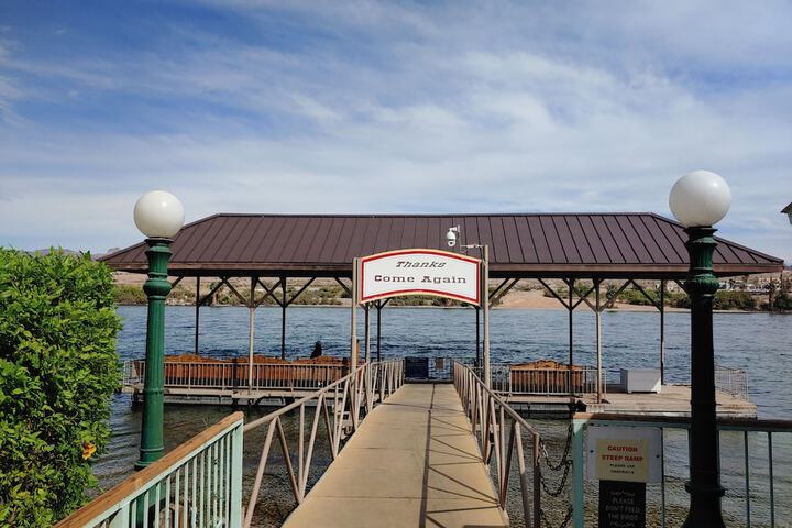 The New Pioneer Laughlin | Bookonline.com