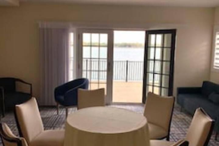 St. Clair Inn St. Clair | Bookonline.com