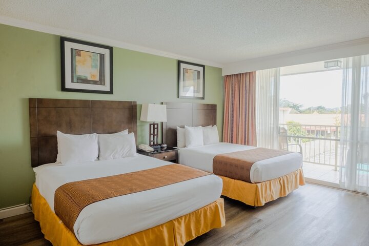 Travelodge by Wyndham Monterey Bay Monterey | Bookonline.com