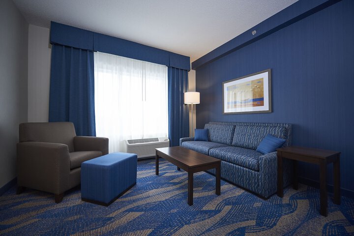 Holiday Inn Express & Suites St. Johns Airport an IHG Hotel St. John's ...