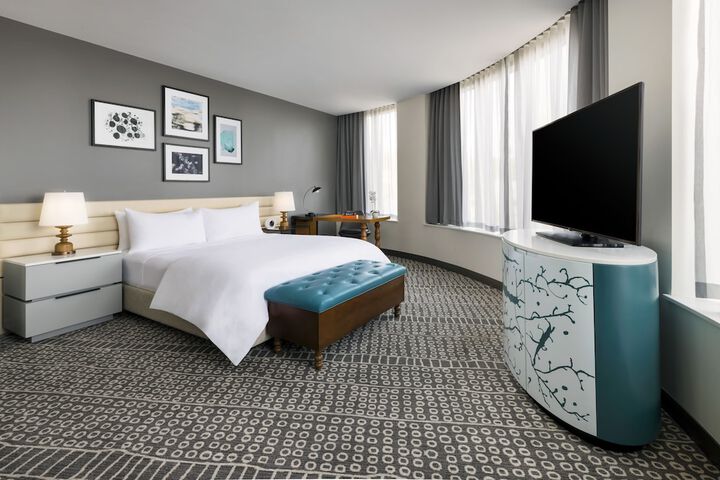 The MC Autograph Collection Montclair | Bookonline.com