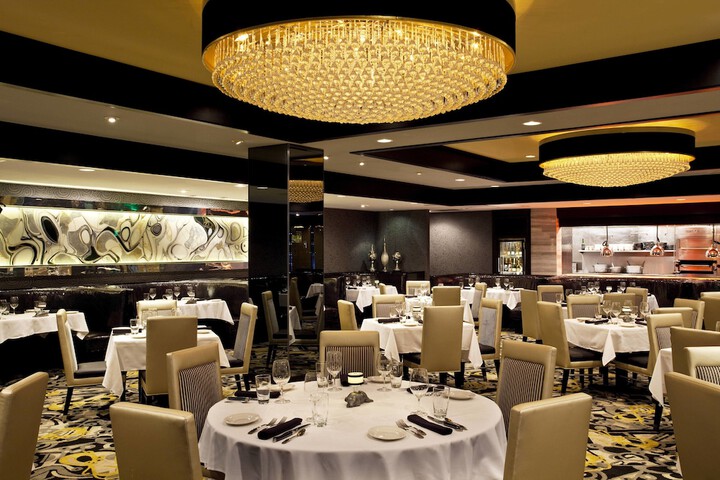 Sheraton Inner Harbor Hotel Baltimore | Bookonline.com