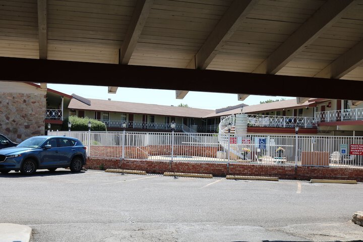 Friendship Inn Altus | Bookonline.com