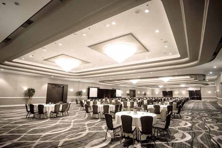 DoubleTree by Hilton Cherry Hill Philadelphia Cherry Hill | Bookonline.com