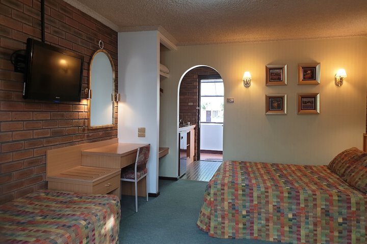 Arden Motel North Melbourne | Bookonline.com