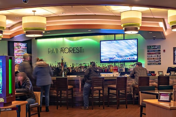 7 Cedars Hotel & Casino Sequim | Bookonline.com