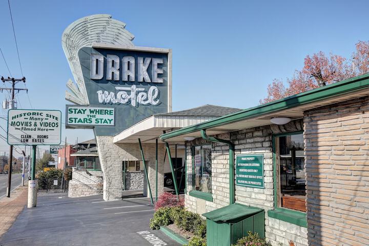 Drake Inn Nashville | Bookonline.com