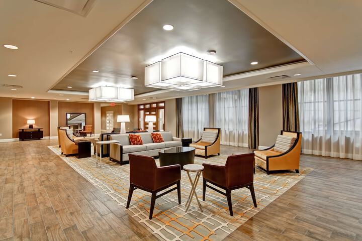 Hampton Inn & Suites Cincinnati Downtown Cincinnati | Bookonline.com