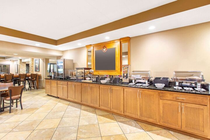 AmericInn by Wyndham Madison West Madison | Bookonline.com