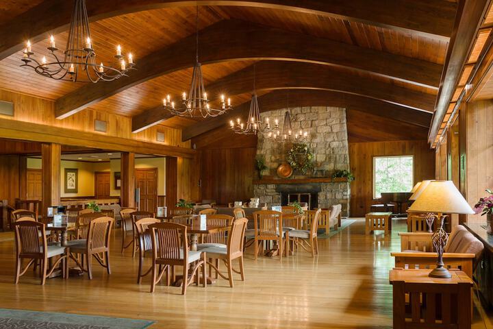 Oglebay Resort Wheeling | Bookonline.com