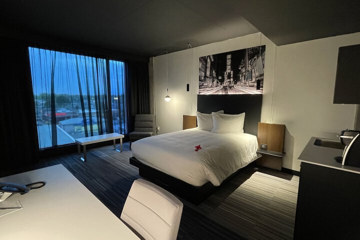 Grand Times Hotel Laval Centropolis Laval | Bookonline.com