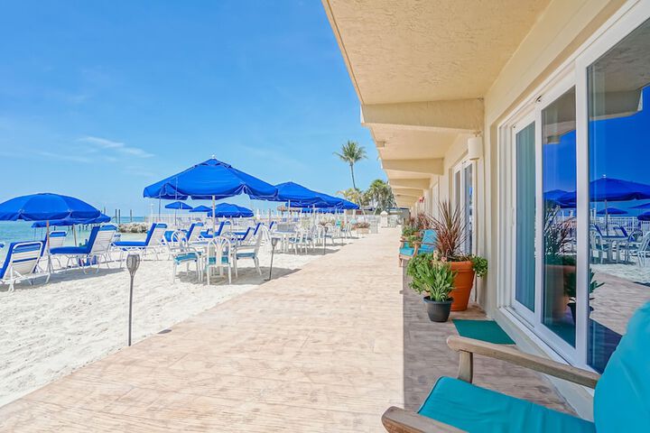 Glunz Ocean Beach Hotel & Resort Key Colony Beach | Bookonline.com
